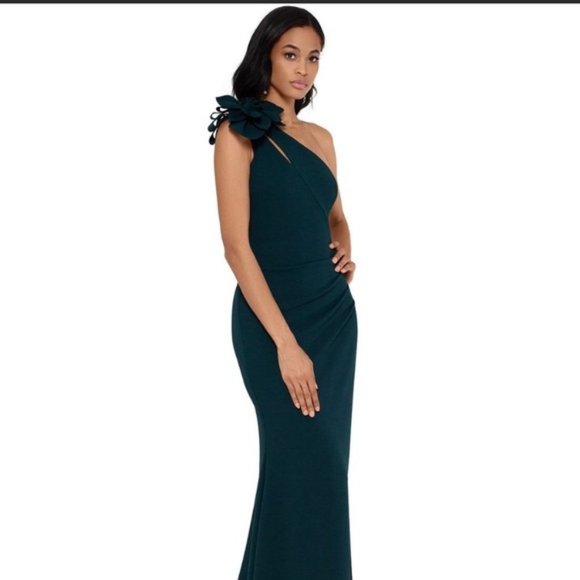 Xscape | Dresses | Xscape Embellished Floral Oneshoulder Gown In Pine ...